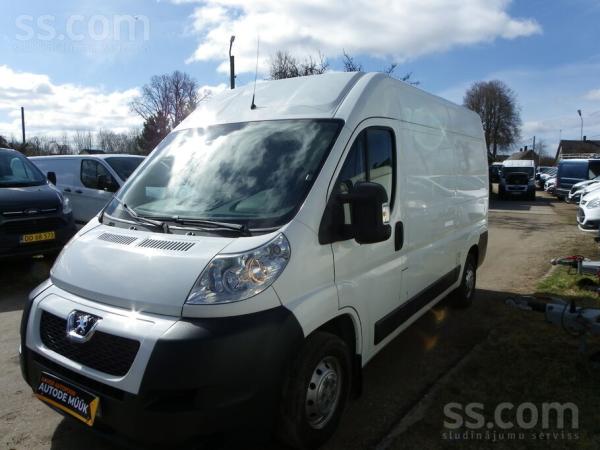Balts Peugeot Boxer 2012 Valka, ar dzinēja tilpumu 2.20 L un nobraukumu 238 tūkst. km par 8000 €, foto 4 vietnē AUTOMOTO.COM.LV