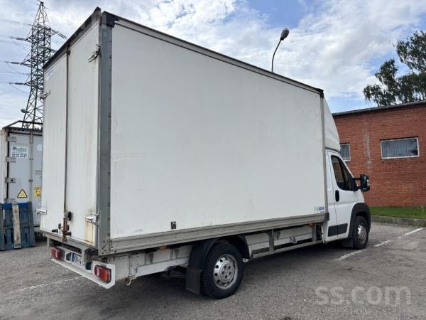 White Peugeot Boxer 2014 in Riga, with an engine capacity of 2.20 L and mileage of 0 thousand km for 5750 €, photo 4 on AUTOMOTO.COM.LV