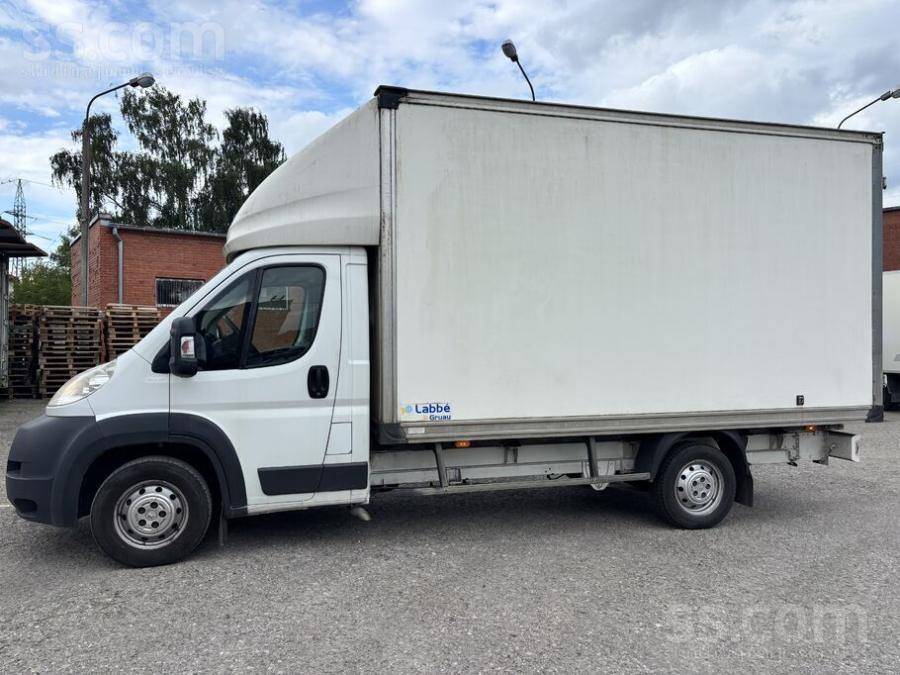 White Peugeot Boxer 2014 in Riga, with an engine capacity of 2.20 L and mileage of 0 thousand km for 5750 €, photo 7 on AUTOMOTO.COM.LV