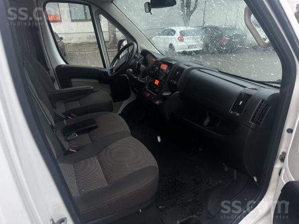 Balts Peugeot Boxer 2014 Rēzekne, ar dzinēja tilpumu 2.20 L un nobraukumu 394 tūkst. km par 3850 €, foto 9 vietnē AUTOMOTO.COM.LV