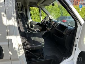 White Peugeot Boxer 2014 in Jelgava, with an engine capacity of 2.20 L and mileage of 203 thousand km for 6750 €, photo 12 on AUTOMOTO.COM.LV