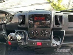 White Peugeot Boxer 2014 in Jelgava, with an engine capacity of 2.20 L and mileage of 203 thousand km for 6750 €, photo 13 on AUTOMOTO.COM.LV