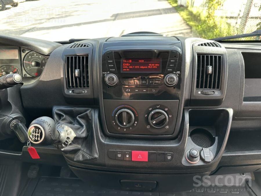 White Peugeot Boxer 2014 in Jelgava, with an engine capacity of 2.20 L and mileage of 203 thousand km for 6750 €, photo 13 on AUTOMOTO.COM.LV