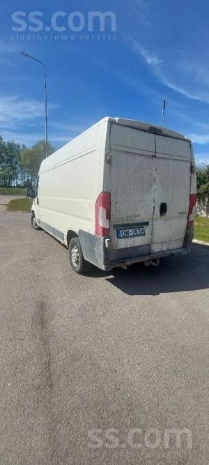 White Peugeot Boxer 2015 in Talsi, with an engine capacity of 2.20 L and mileage of 650 thousand km for 2100 €, photo 5 on AUTOMOTO.COM.LV