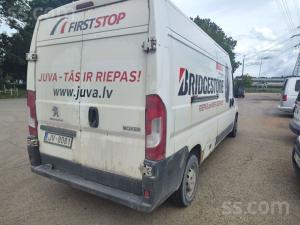 White Peugeot Boxer 2015 in Riga, with an engine capacity of 2.20 L and mileage of 247 thousand km for 4200 €, photo  on AUTOMOTO.COM.LV