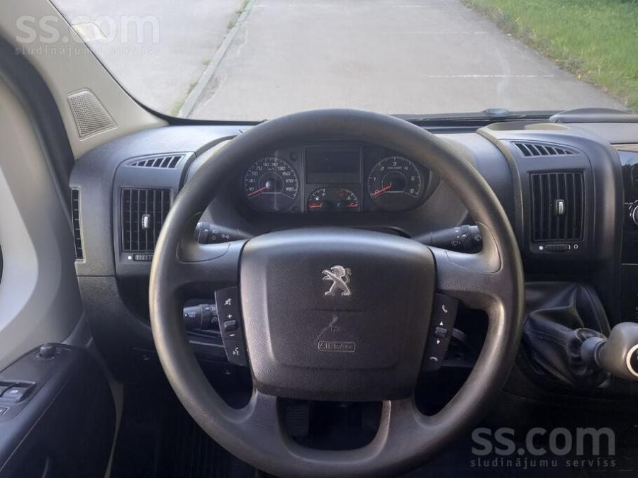 Balts Peugeot Boxer 2016 Rīga, ar dzinēja tilpumu 2.20 L un nobraukumu 0 tūkst. km par 8000 €, foto 18 vietnē AUTOMOTO.COM.LV