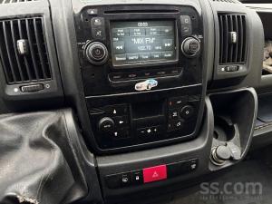 Balts Peugeot Boxer 2016 Rīga, ar dzinēja tilpumu 2.20 L un nobraukumu 433 tūkst. km par 2950 €, foto 9 vietnē AUTOMOTO.COM.LV