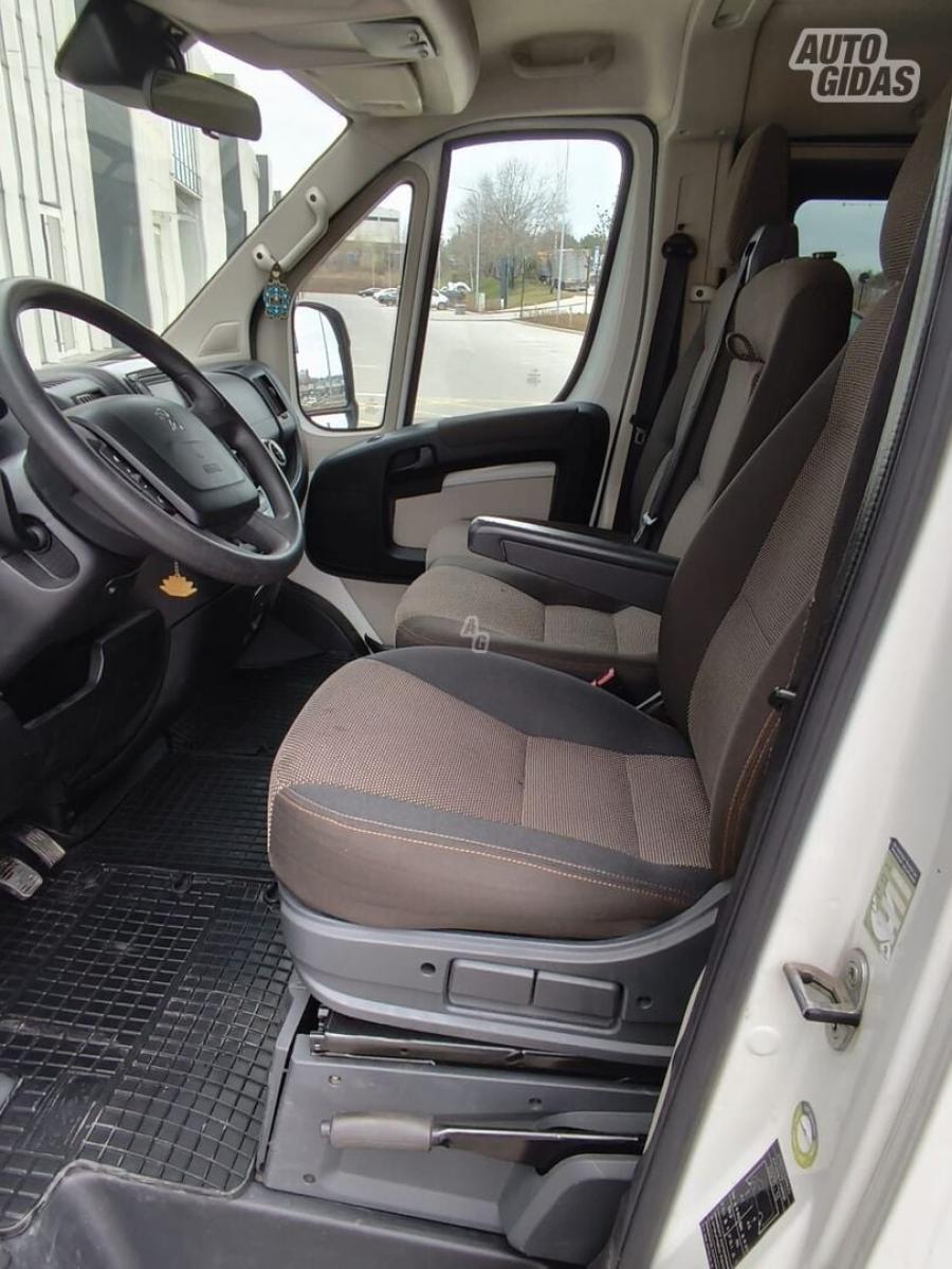 Balts Peugeot Boxer 2016 Viļņa, ar dzinēja tilpumu 2.00 L un nobraukumu 312 tūkst. km par 9650 €, foto 37 vietnē AUTOMOTO.COM.LV