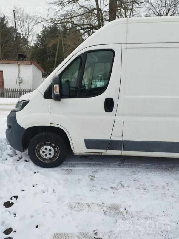 White Peugeot Boxer 2017 in Tukums, with an engine capacity of 2.00 L and mileage of 0 thousand km for 4000 €, photo 1 on AUTOMOTO.COM.LV