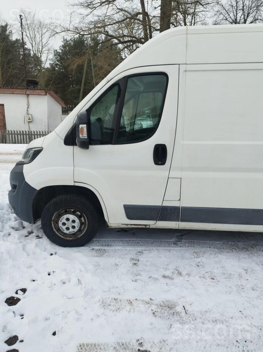 White Peugeot Boxer 2017 in Tukums, with an engine capacity of 2.00 L and mileage of 0 thousand km for 4000 €, photo 1 on AUTOMOTO.COM.LV