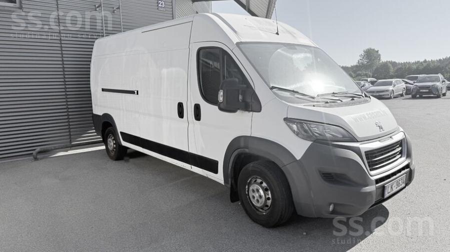 Balts Peugeot Boxer 2018 Rīga, ar dzinēja tilpumu 2.00 L un nobraukumu 418 tūkst. km par 8000 €, foto 1 vietnē AUTOMOTO.COM.LV