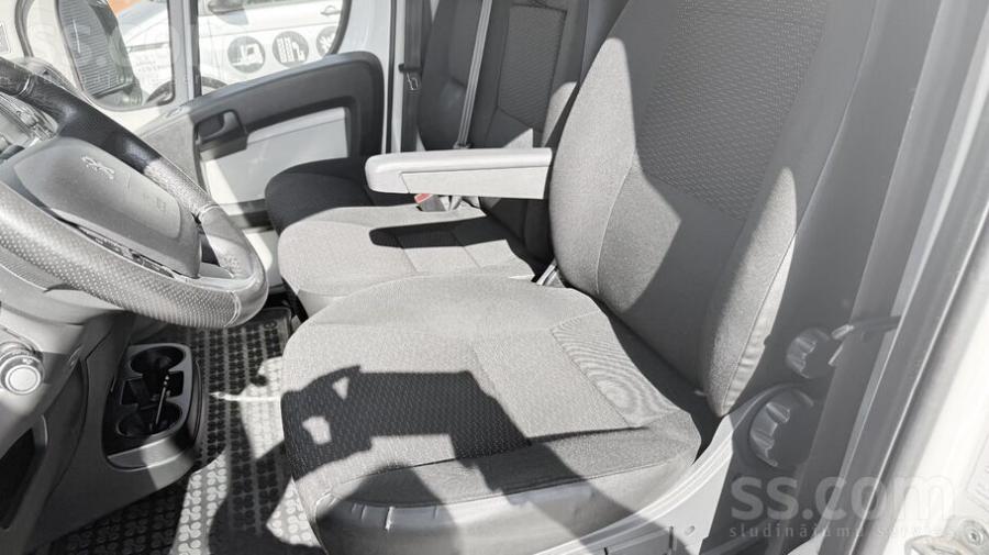 Balts Peugeot Boxer 2018 Rīga, ar dzinēja tilpumu 2.00 L un nobraukumu 418 tūkst. km par 8000 €, foto 6 vietnē AUTOMOTO.COM.LV