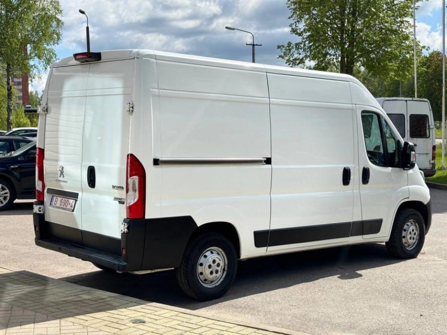 Balts Peugeot Boxer 2018 Rīga, ar dzinēja tilpumu 2.00 L un nobraukumu 174 tūkst. km par 13650 €, foto 5 vietnē AUTOMOTO.COM.LV