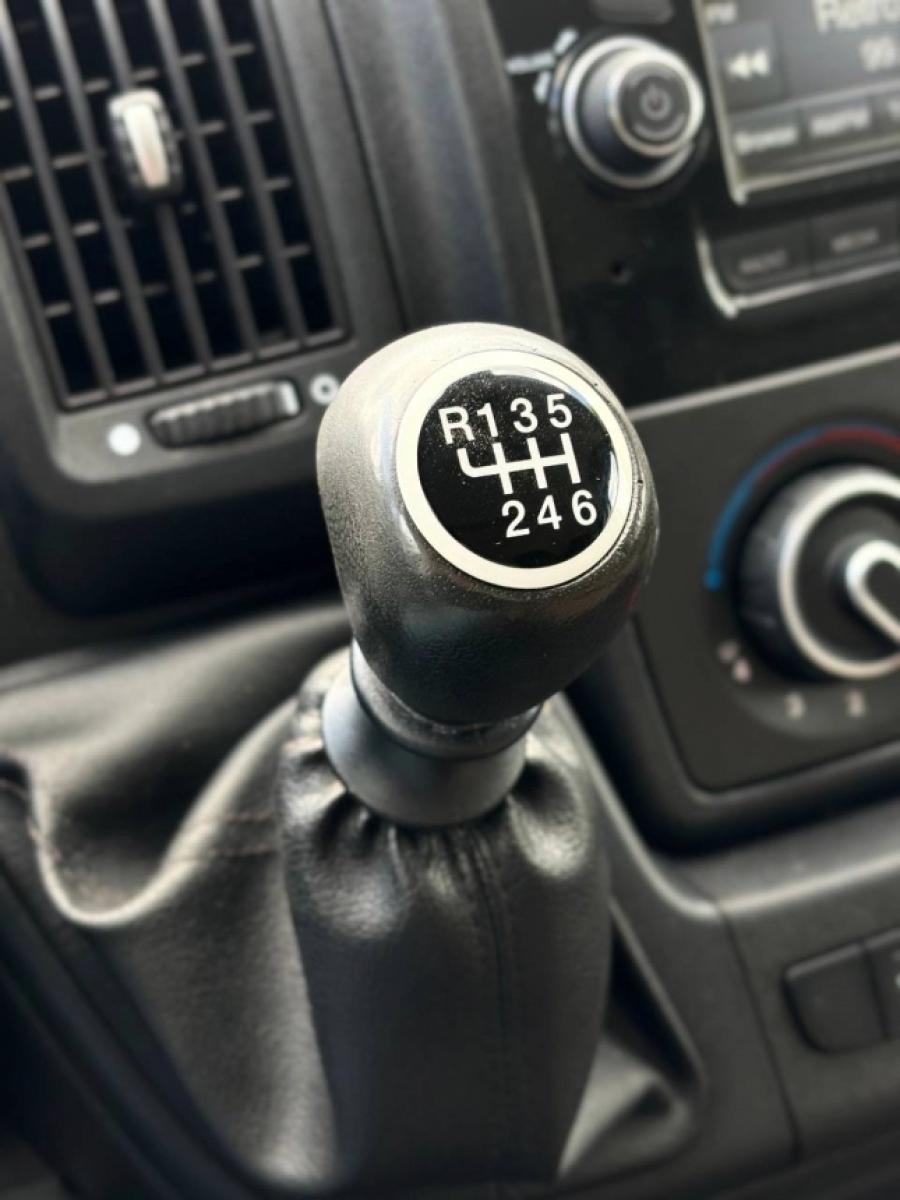 Balts Peugeot Boxer 2018 Rīga, ar dzinēja tilpumu 2.00 L un nobraukumu 174 tūkst. km par 13650 €, foto 20 vietnē AUTOMOTO.COM.LV
