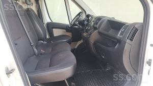 White Peugeot Boxer 2018 in Ogre, with an engine capacity of 2.00 L and mileage of 195 thousand km for 9550 €, photo 16 on AUTOMOTO.COM.LV