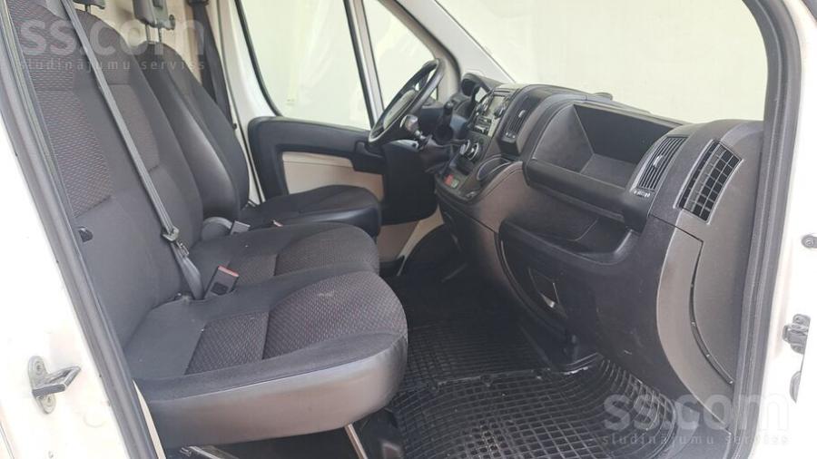 White Peugeot Boxer 2018 in Ogre, with an engine capacity of 2.00 L and mileage of 195 thousand km for 9550 €, photo 16 on AUTOMOTO.COM.LV