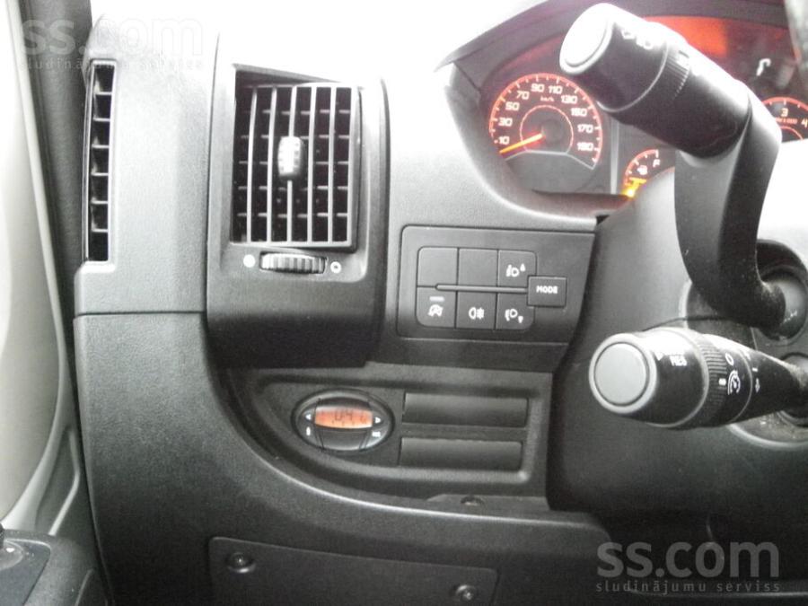 Balts Peugeot Boxer 2018 Valka, ar dzinēja tilpumu 2.00 L un nobraukumu 161 tūkst. km par 8500 €, foto 12 vietnē AUTOMOTO.COM.LV