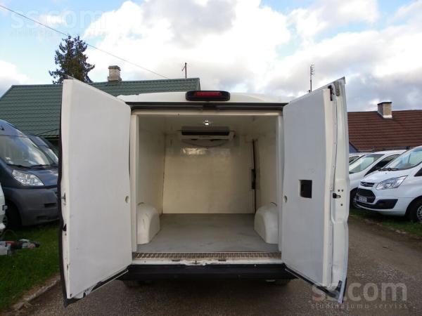 White Peugeot Boxer 2018 in Valka, with an engine capacity of 2.20 L and mileage of 216 thousand km for 9900 €, photo 1 on AUTOMOTO.COM.LV