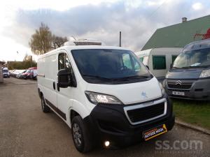 White Peugeot Boxer 2018 in Valka, with an engine capacity of 2.20 L and mileage of 216 thousand km for 9900 €, photo 3 on AUTOMOTO.COM.LV