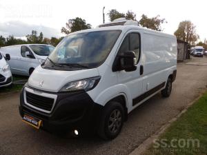 White Peugeot Boxer 2018 in Valka, with an engine capacity of 2.20 L and mileage of 216 thousand km for 9900 €, photo 5 on AUTOMOTO.COM.LV