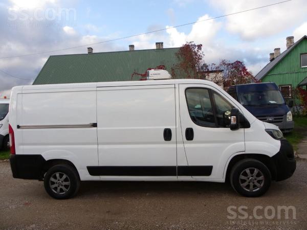 White Peugeot Boxer 2018 in Valka, with an engine capacity of 2.20 L and mileage of 216 thousand km for 9900 €, photo 6 on AUTOMOTO.COM.LV