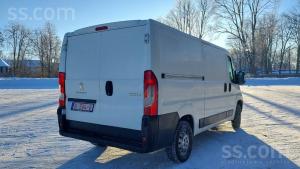 White Peugeot Boxer 2019 in Aluksne, with an engine capacity of 2.00 L and mileage of 0 thousand km for 9700 €, photo 5 on AUTOMOTO.COM.LV