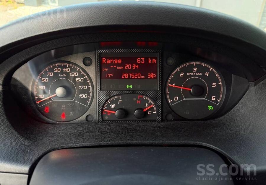 Balts Peugeot Boxer 2019 Tallina, ar dzinēja tilpumu 2.00 L un nobraukumu 288 tūkst. km par 9900 €, foto 28 vietnē AUTOMOTO.COM.LV