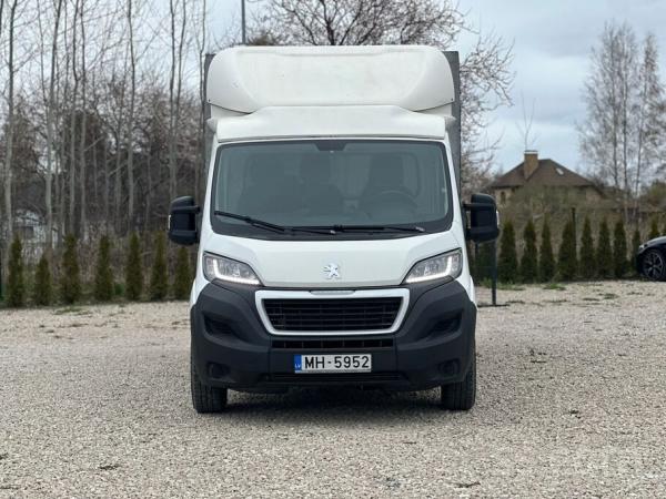 White Peugeot Boxer 2019 in Jelgava, with an engine capacity of 2.20 L and mileage of 0 thousand km for 13600 €, photo 2 on AUTOMOTO.COM.LV