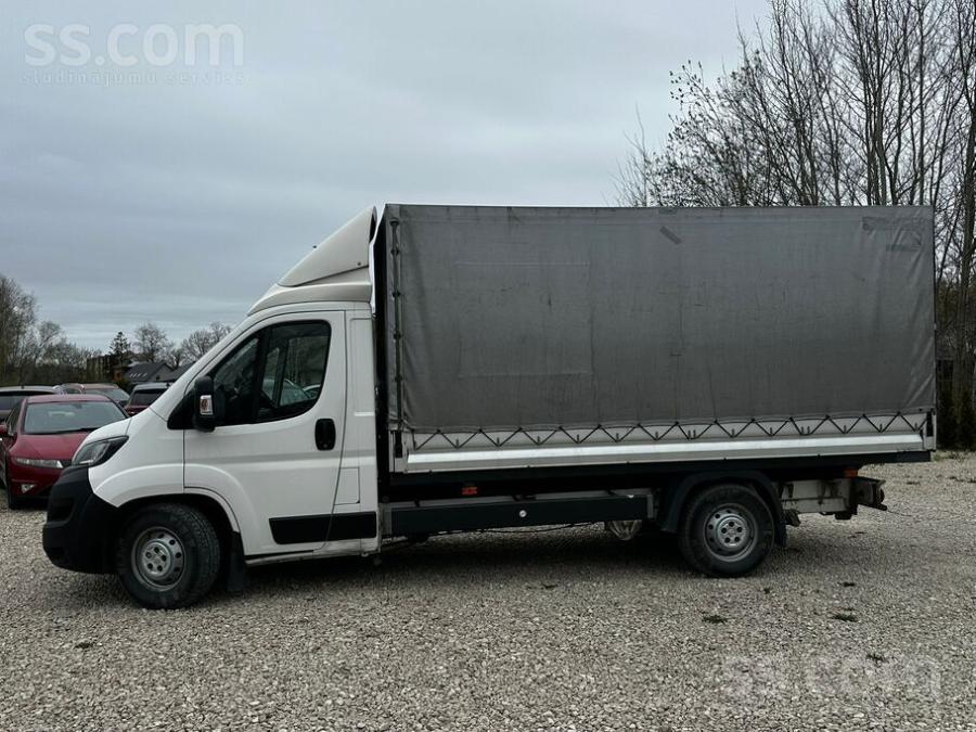 White Peugeot Boxer 2019 in Jelgava, with an engine capacity of 2.20 L and mileage of 0 thousand km for 13600 €, photo 4 on AUTOMOTO.COM.LV
