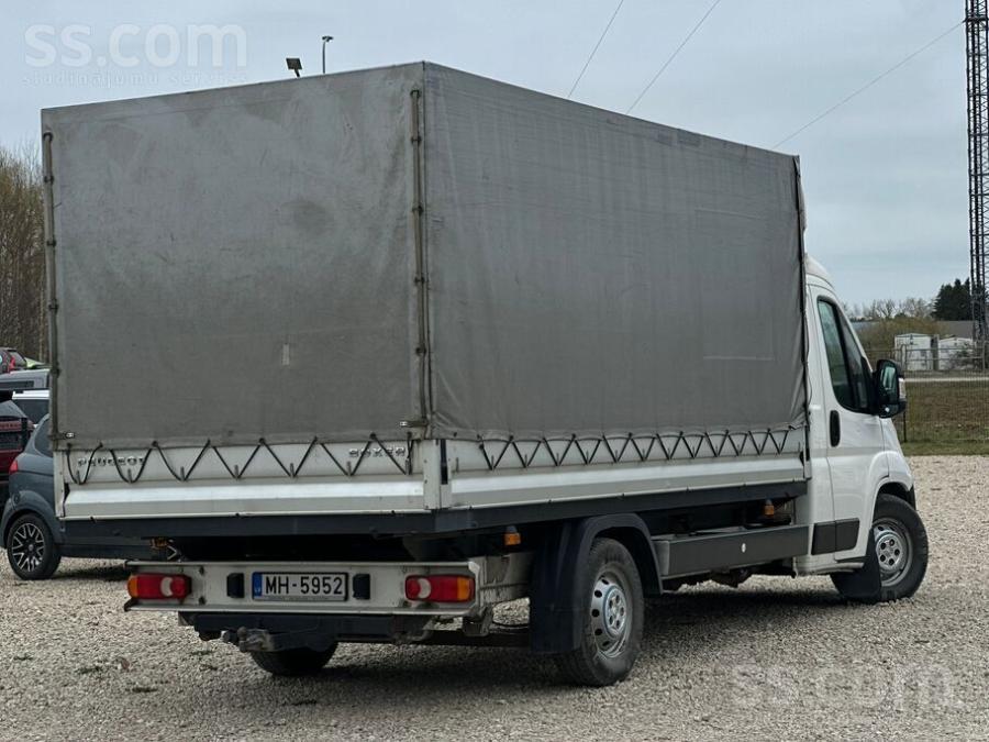 White Peugeot Boxer 2019 in Jelgava, with an engine capacity of 2.20 L and mileage of 0 thousand km for 13600 €, photo 7 on AUTOMOTO.COM.LV