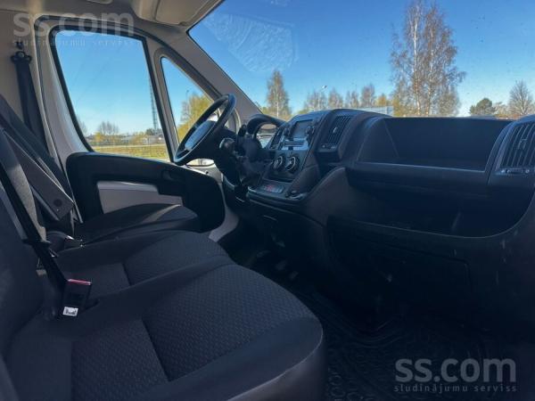 White Peugeot Boxer 2019 in Jelgava, with an engine capacity of 2.20 L and mileage of 0 thousand km for 13600 €, photo 7 on AUTOMOTO.COM.LV