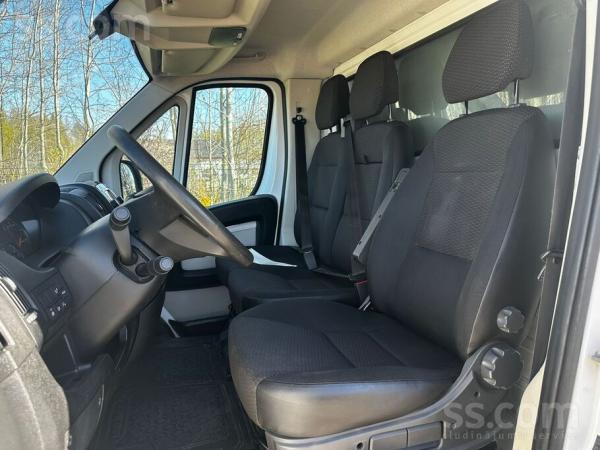 White Peugeot Boxer 2019 in Jelgava, with an engine capacity of 2.20 L and mileage of 0 thousand km for 13600 €, photo 9 on AUTOMOTO.COM.LV