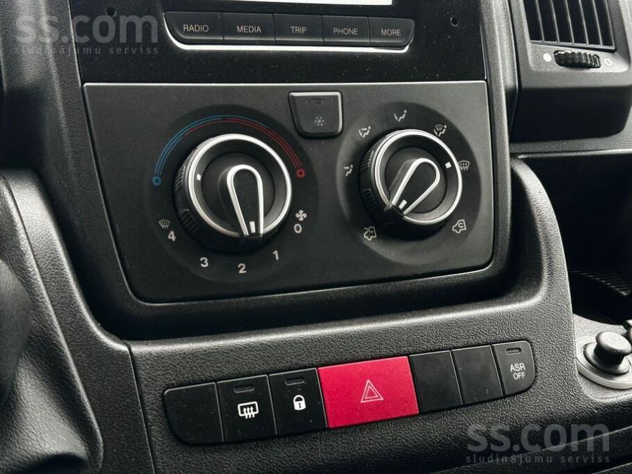 White Peugeot Boxer 2019 in Jelgava, with an engine capacity of 2.20 L and mileage of 0 thousand km for 13600 €, photo 16 on AUTOMOTO.COM.LV