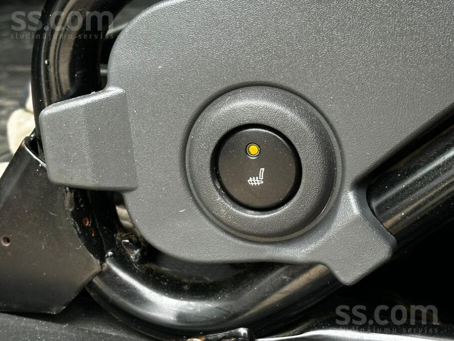 White Peugeot Boxer 2019 in Jelgava, with an engine capacity of 2.20 L and mileage of 0 thousand km for 13600 €, photo 18 on AUTOMOTO.COM.LV