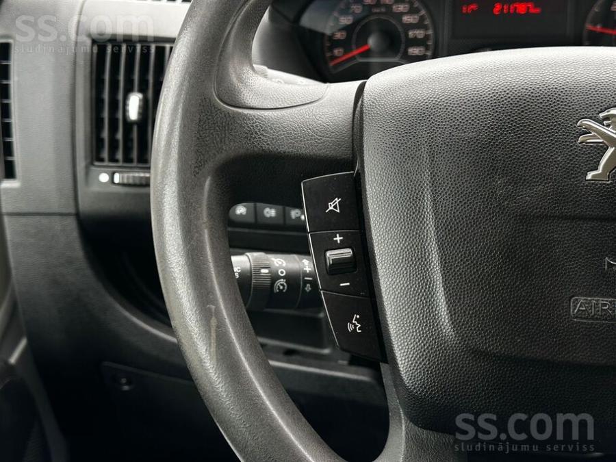 White Peugeot Boxer 2019 in Jelgava, with an engine capacity of 2.20 L and mileage of 0 thousand km for 13600 €, photo 22 on AUTOMOTO.COM.LV
