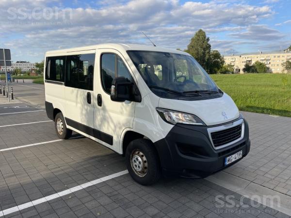 White Peugeot Boxer 2019 in Riga, with an engine capacity of 2.20 L and mileage of 130 thousand km for 13300 €, photo 1 on AUTOMOTO.COM.LV