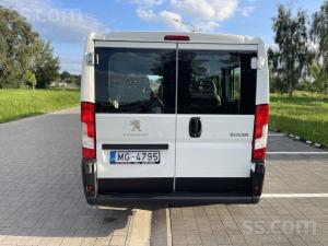 White Peugeot Boxer 2019 in Riga, with an engine capacity of 2.20 L and mileage of 130 thousand km for 13300 €, photo 5 on AUTOMOTO.COM.LV