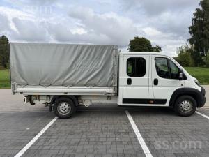 Balts Peugeot Boxer 2019 Rīga, ar dzinēja tilpumu 2.00 L un nobraukumu 75 tūkst. km par 15500 €, foto 3 vietnē AUTOMOTO.COM.LV