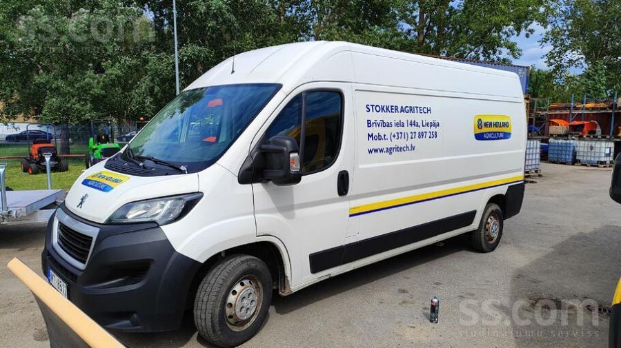 Balts Peugeot Boxer 2021 Rīga, ar dzinēja tilpumu 2.20 L un nobraukumu 155 tūkst. km par 12900 €, foto 3 vietnē AUTOMOTO.COM.LV