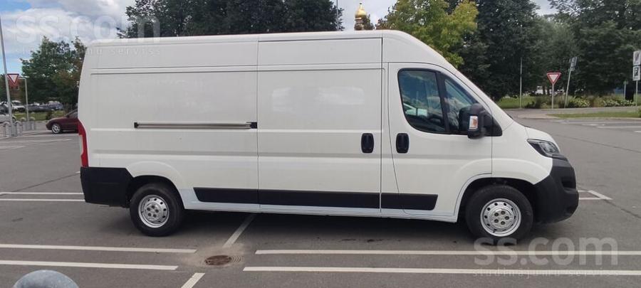 White Peugeot Boxer 2021 in Riga, with an engine capacity of 2.20 L and mileage of 155 thousand km for 12100 €, photo 7 on AUTOMOTO.COM.LV