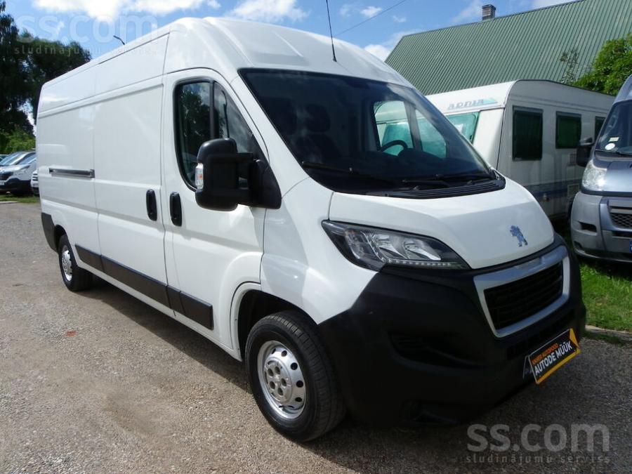 Balts Peugeot Boxer 2021 Valka, ar dzinēja tilpumu 2.20 L un nobraukumu 129 tūkst. km par 11900 €, foto 4 vietnē AUTOMOTO.COM.LV