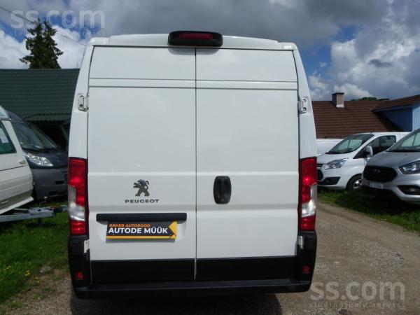 Balts Peugeot Boxer 2021 Valka, ar dzinēja tilpumu 2.20 L un nobraukumu 129 tūkst. km par 11900 €, foto 6 vietnē AUTOMOTO.COM.LV