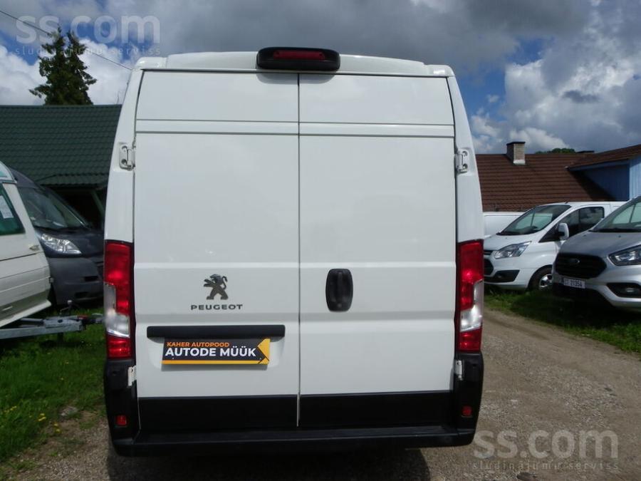Balts Peugeot Boxer 2021 Valka, ar dzinēja tilpumu 2.20 L un nobraukumu 129 tūkst. km par 11900 €, foto 7 vietnē AUTOMOTO.COM.LV