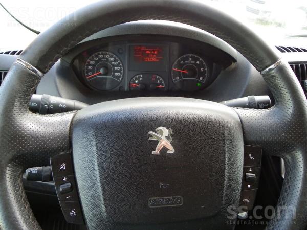 Balts Peugeot Boxer 2021 Valka, ar dzinēja tilpumu 2.20 L un nobraukumu 129 tūkst. km par 11900 €, foto 8 vietnē AUTOMOTO.COM.LV