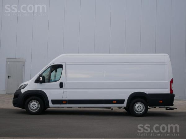 White Peugeot Boxer 2021 in Riga, with an engine capacity of 2.20 L and mileage of 242 thousand km for 11900 €, photo 7 on AUTOMOTO.COM.LV