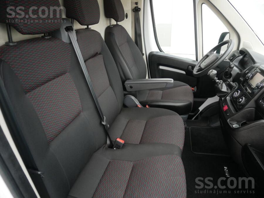White Peugeot Boxer 2021 in Riga, with an engine capacity of 2.20 L and mileage of 242 thousand km for 11900 €, photo 18 on AUTOMOTO.COM.LV