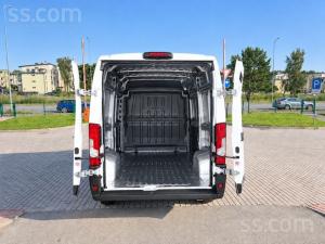 White Peugeot Boxer 2026 in Riga, with an engine capacity of 2.20 L and mileage of 0 thousand km for 31400 €, photo 6 on AUTOMOTO.COM.LV