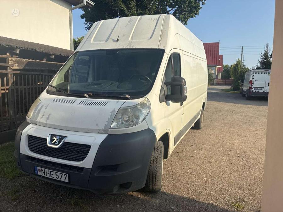 Balts Peugeot Boxer 2012 Kauņa, ar dzinēja tilpumu 2.20 L un nobraukumu 240 tūkst. km par 2200 €, foto 12 vietnē AUTOMOTO.COM.LV