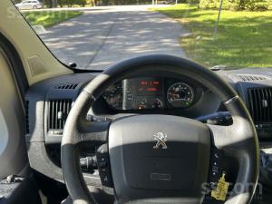 Balts Peugeot Boxer 2015 Alūksne, ar dzinēja tilpumu 2.20 L un nobraukumu 0 tūkst. km par 7500 €, foto 18 vietnē AUTOMOTO.COM.LV