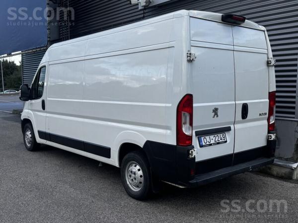 Balts Peugeot Boxer 2019 Rīga, ar dzinēja tilpumu 2.00 L un nobraukumu 186 tūkst. km par 8700 €, foto 4 vietnē AUTOMOTO.COM.LV